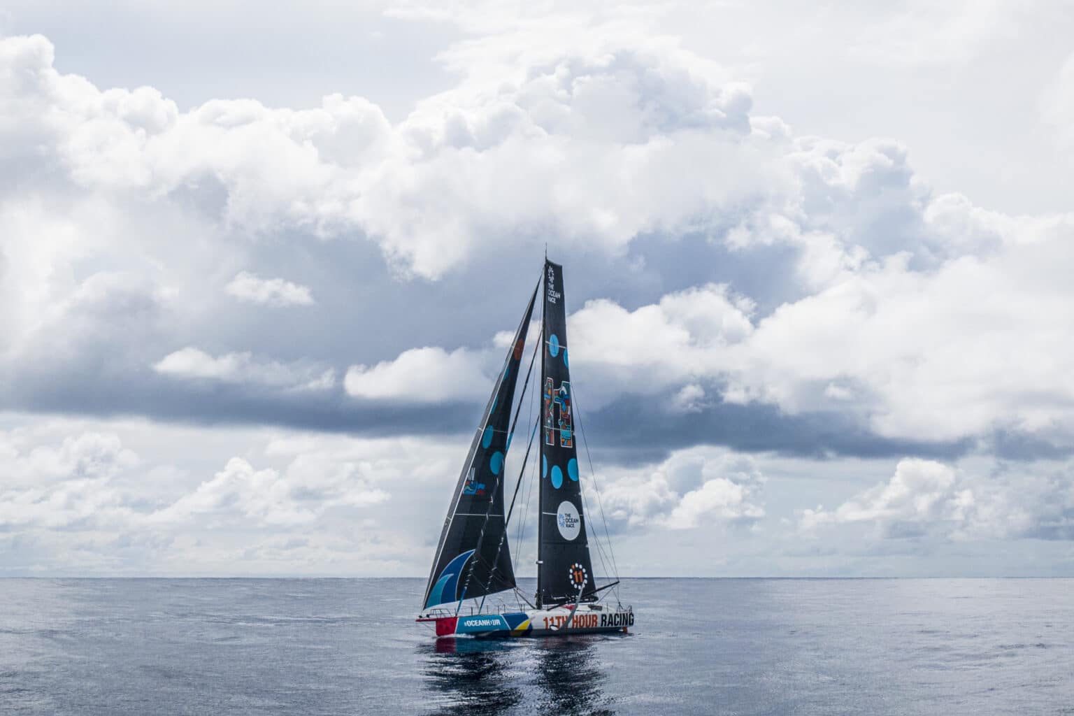 THE CHALLENGE OF THE DOLDRUMS - 11th Hour Racing Team